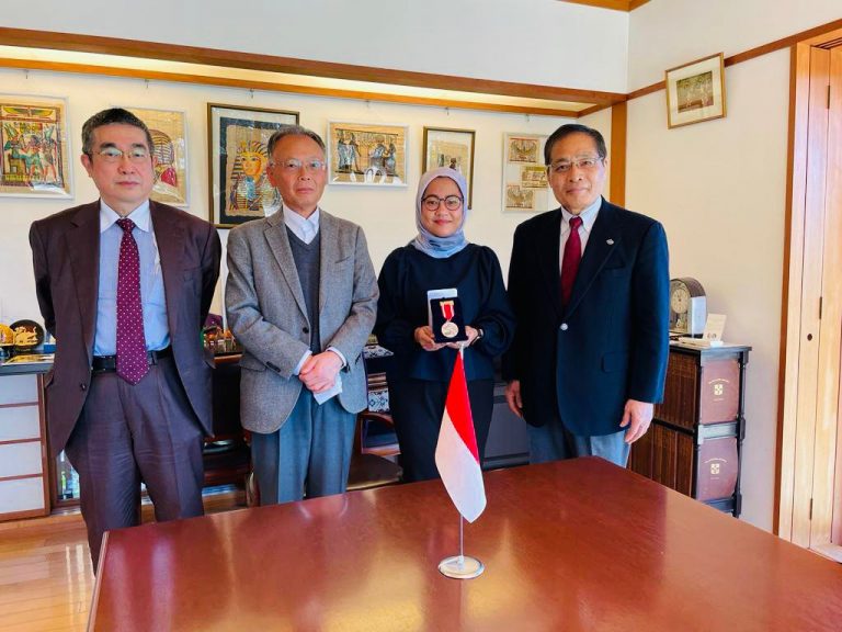 Dr. Karlia Meitha, Dosen Muda SITH ITB Terpilih Sebagai Fellows dari ... Dr. Karlia Meitha, Dosen Muda SITH ITB Terpilih Sebagai Fellows dari ...