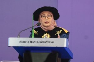 Orasi Ilmiah Prof. Dea Indriani Astuti: MEOR, Aplikasi Mikroba untuk Peningkatan Produksi Minyak ...