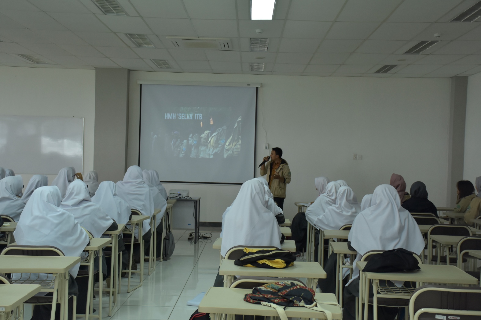 Kunjungan SMA IT Al Kahfi Bogor ke SITH-ITB Kampus Jatinangor - Sekolah ... Kunjungan SMA IT Al Kahfi Bogor ke SITH-ITB Kampus Jatinangor - Sekolah ...